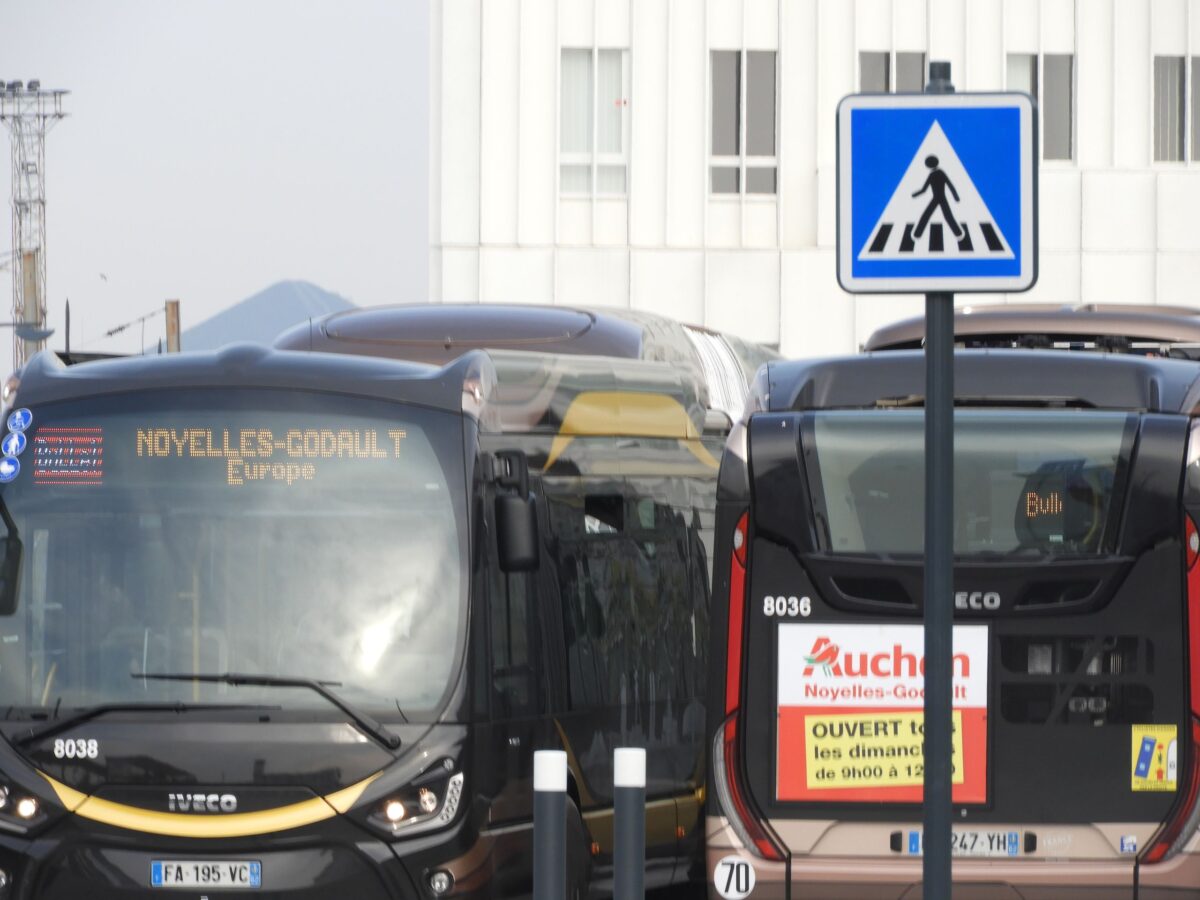 Un seul bus hybride en 2018… et déjà 85 en service en 2020 | Artois ...